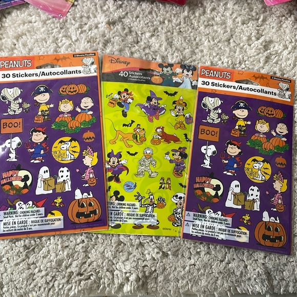 Hallmark | Office | Nwt 0 Hallmark Peanuts Snoopy Stickers Halloween ...